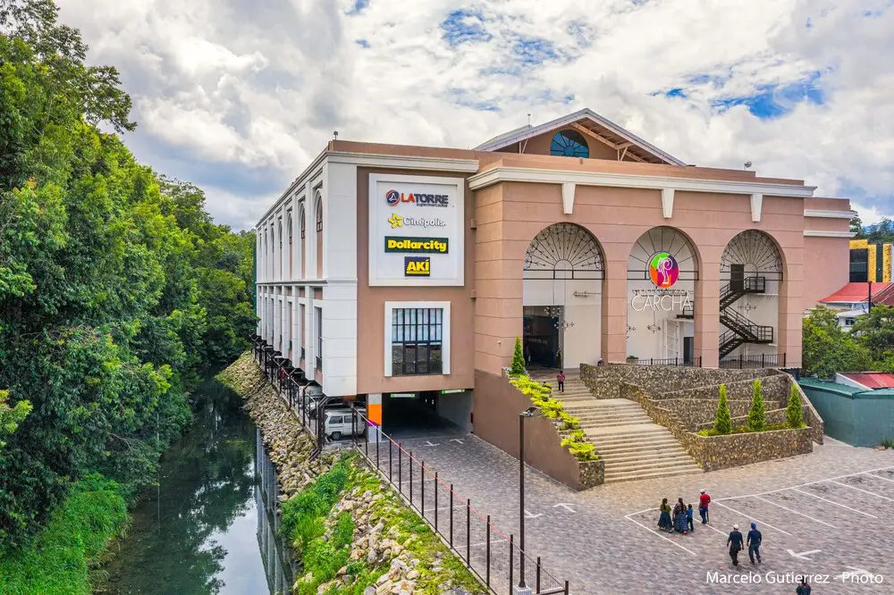 GRAN CARCHÁ - Desarrollo de Vivienda, Centros Comerciales y Retail - Íntegro